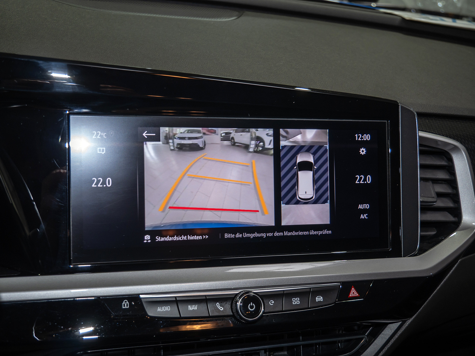 Grandland Plug-in Hybrid4 Ultimate Night Vision